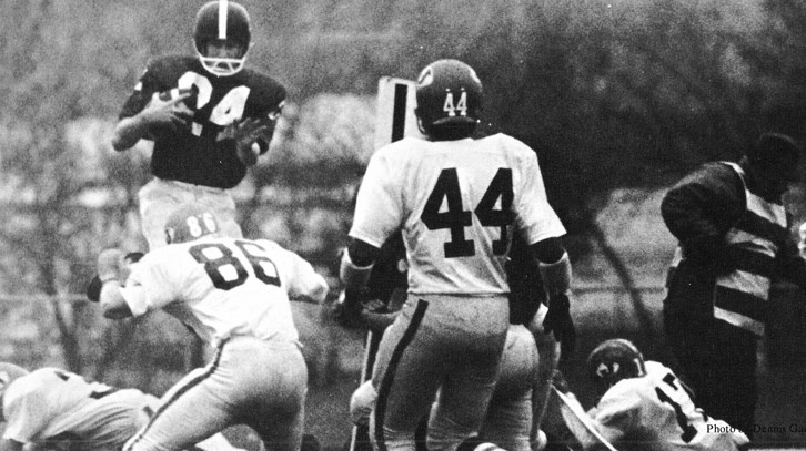 1971 Football Team Connection GHD - University of Jamestown