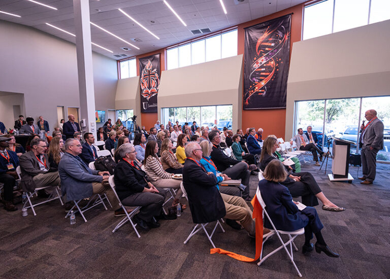 UJ Opens Health Sciences and Graduate Center in Phoenix